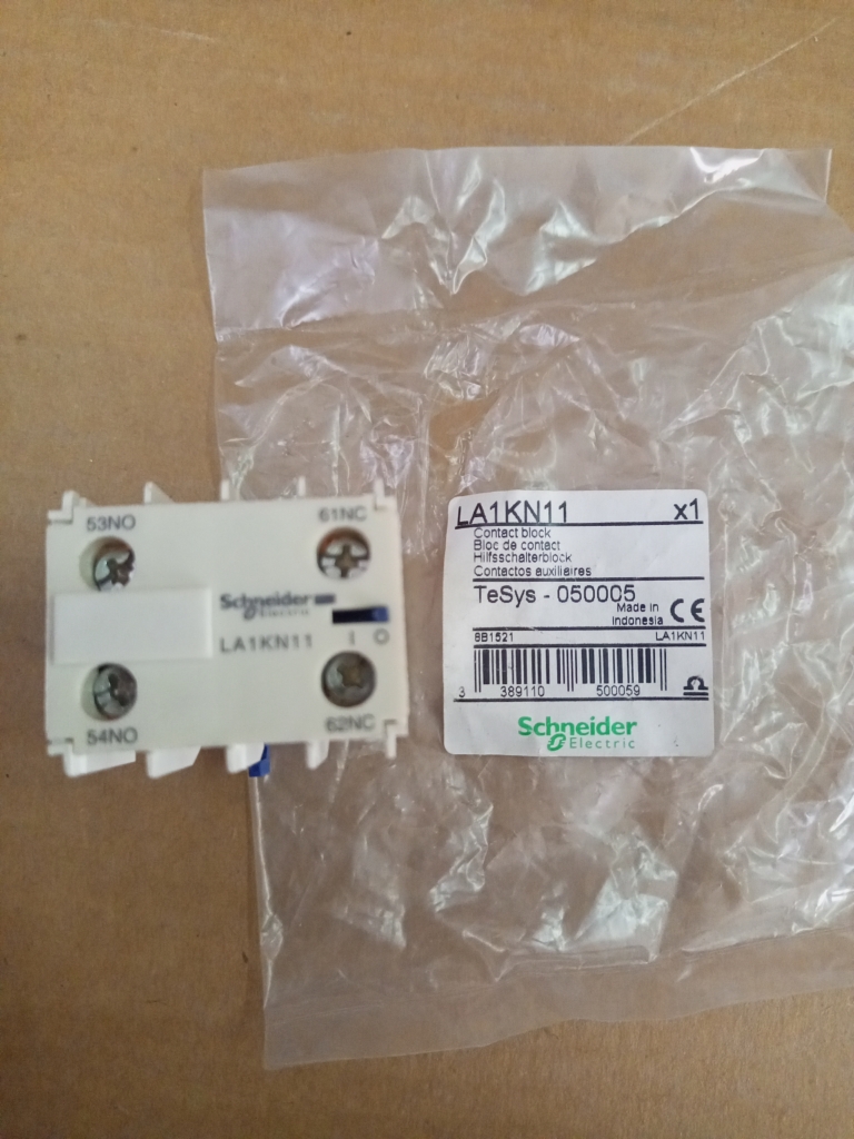 LA1KN11 Auxiliary contact block, TeSys K, 1NO + 1NC, front mounting ...