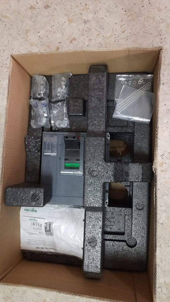 33472 NS1000N Schneider Compact 1000A 3P 50KA - Panels and Parts Shopping