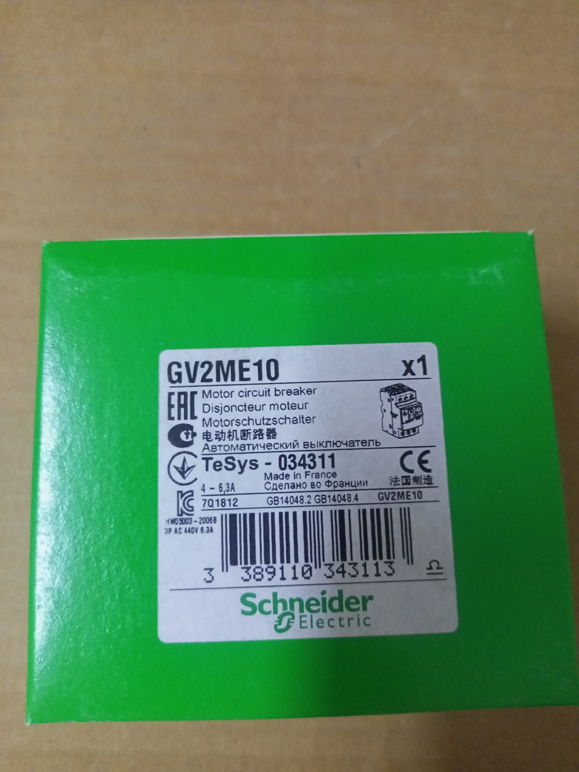 GV2ME10 Schneider Motor circuit breaker,TeSys Deca,3P,4-6.3A,thermal ...
