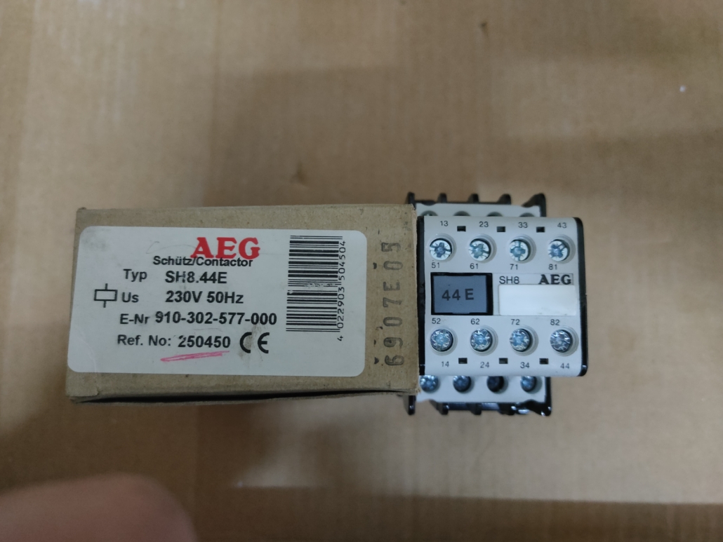 910-302-577-000 SH8.44 AEG Shutz Contactor, Coil 230V 50Hz - Panels and Parts Shopping