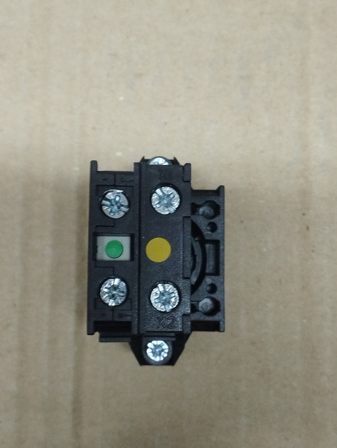 3SB6116-0DB30-1BA0 SIEMENS Yellow Push Button 1NO with LED lamp 220V ac ...