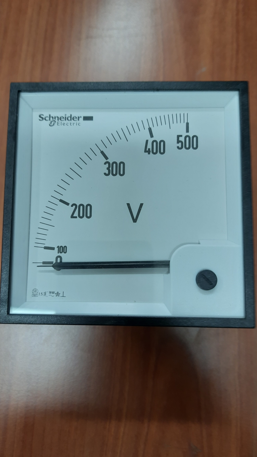 16075 Schneider Voltmeter VLT PowerLogic – 96 x 96 – ferromagnetic – 0 ...
