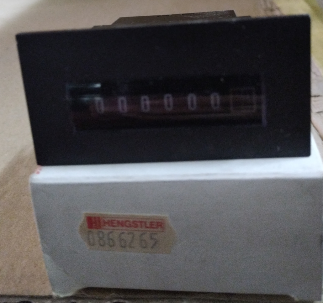 0866265 Hengstler Counter 24VDC - Panels and Parts Shopping