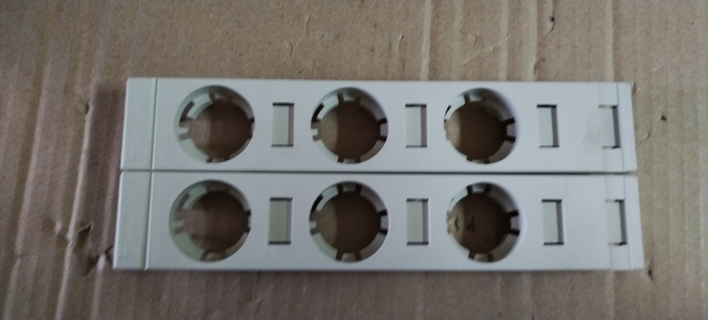 SV3522 RITTAL Single Spacing cover strip DII 25A E27 - Panels and Parts ...