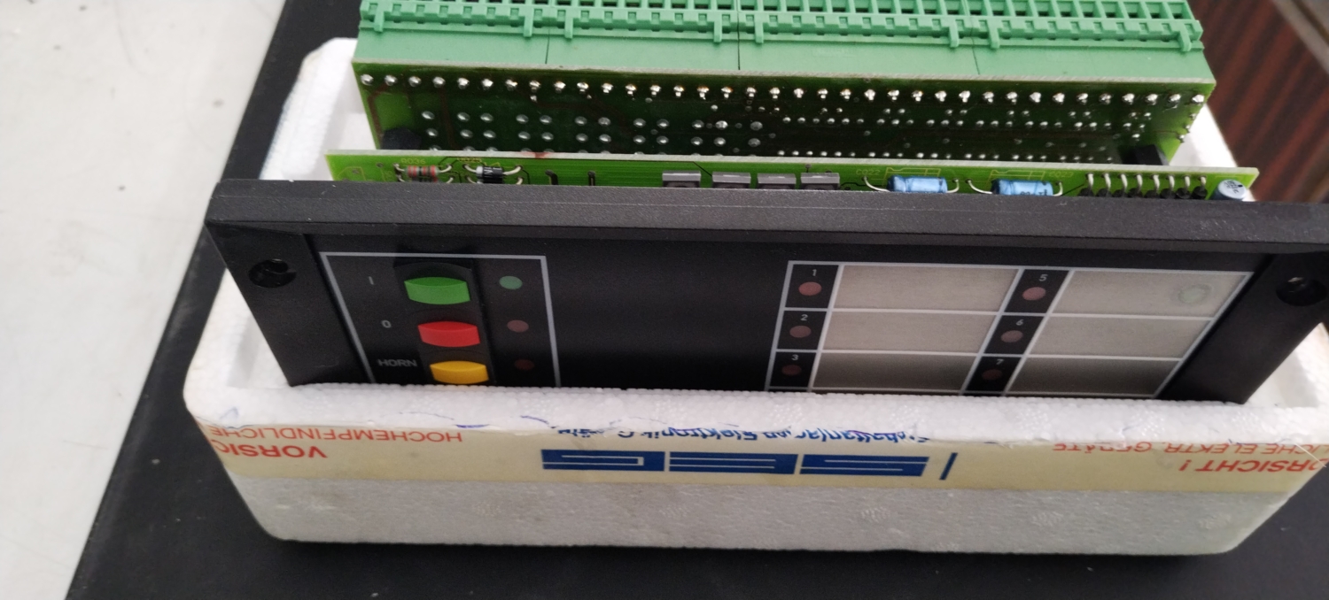 SU3-8-24G SEG NEW in Original Box - Panels and Parts Shopping