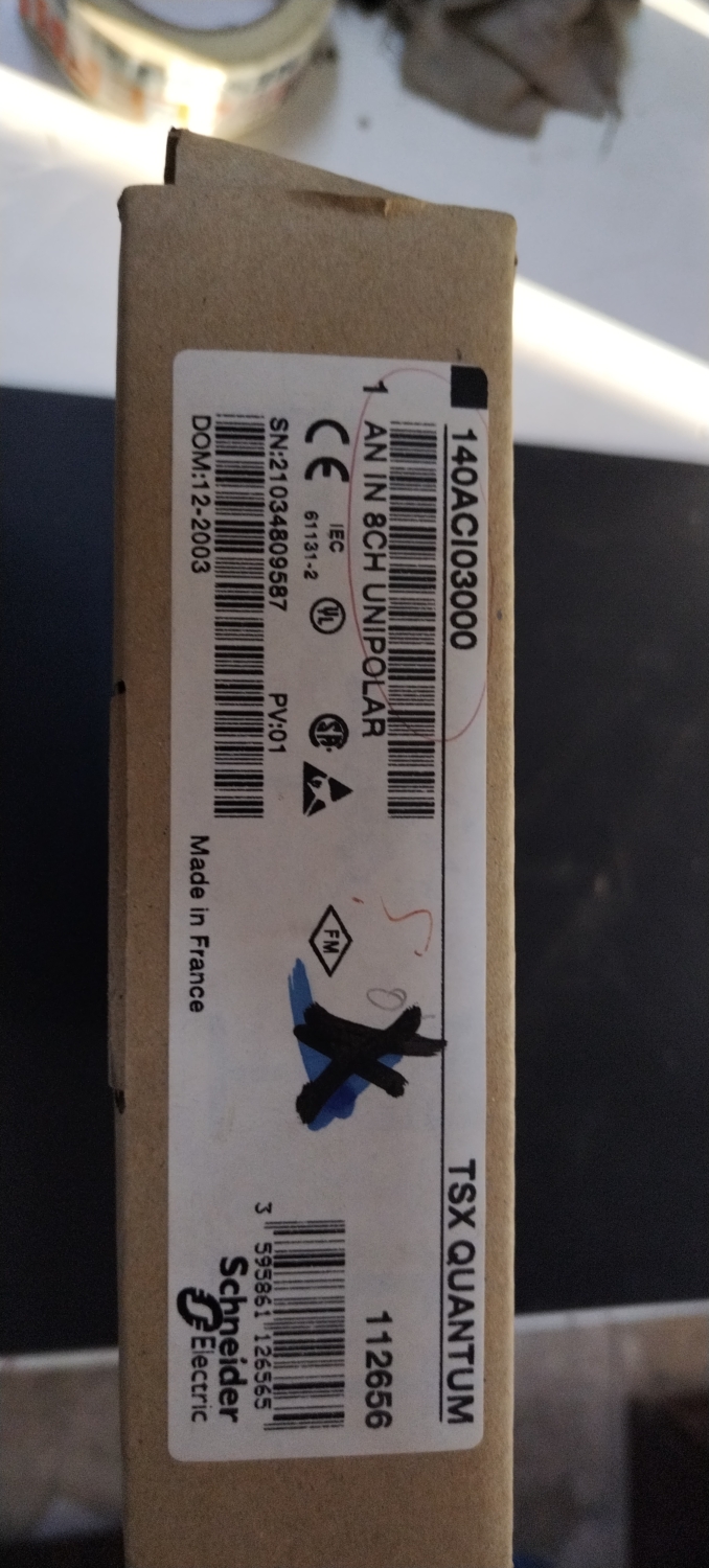 140AC103000 Schneider Analog Input 8 Channel Unipolar - Panels and Parts Shopping