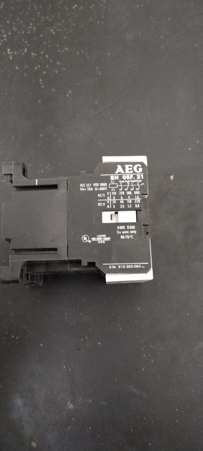 910-303-062-00 AEG SH05F.31 Contactor, Coil 220V 50Hz, 240V 60Hz - Panels and Parts Shopping