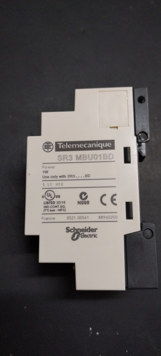 SR3MBU01BD Schneider Modbus slave communication module, Zelio Logic ...