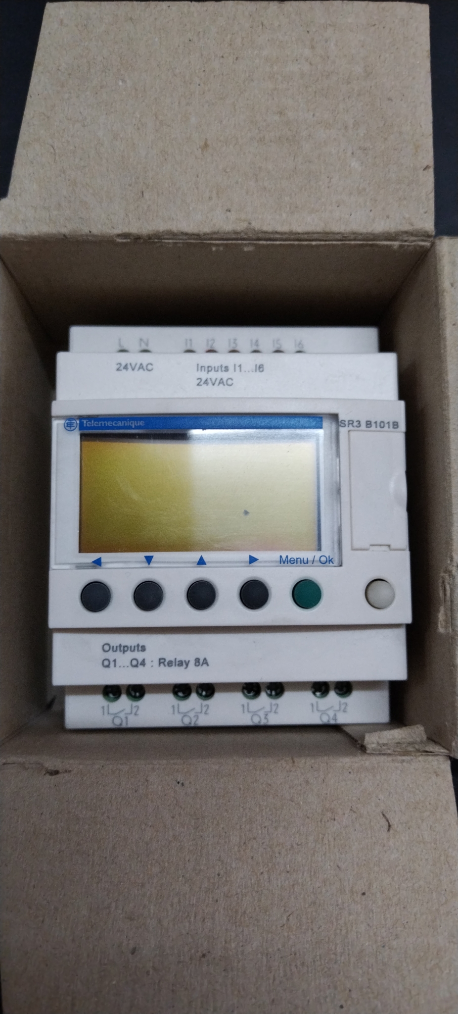 SR3B101BD Schneider Modular smart relay, Zelio Logic, 10 I/O, 24 V DC ...