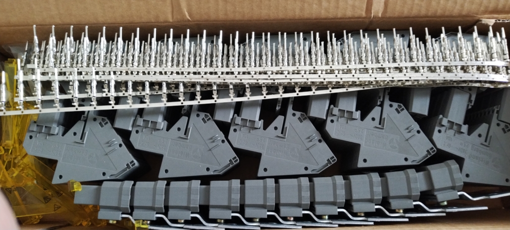 1set 288115 GE SEN Plus Auxiliary Contacts 24 pins, Complete Male ...