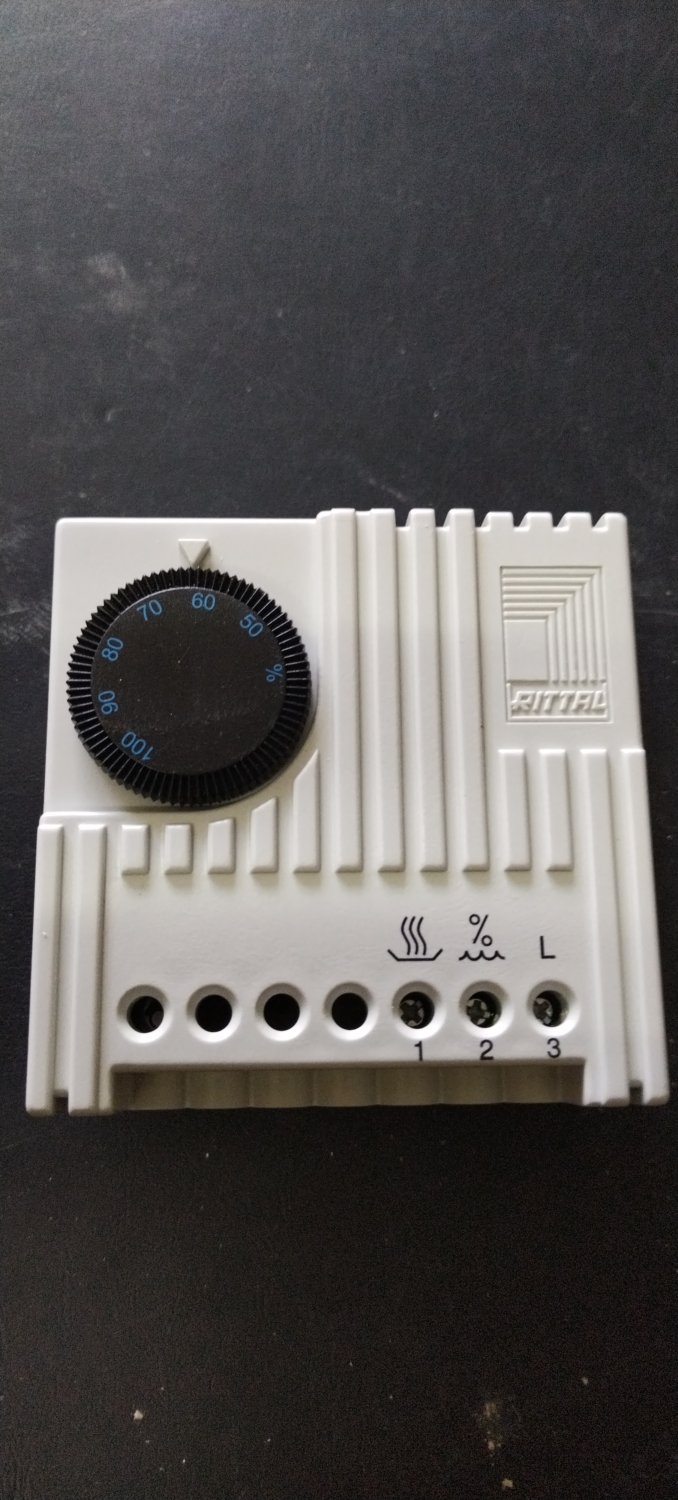 SK3118000 RITTAL Hygrostat 50-100% r.h. - Panels and Parts Shopping