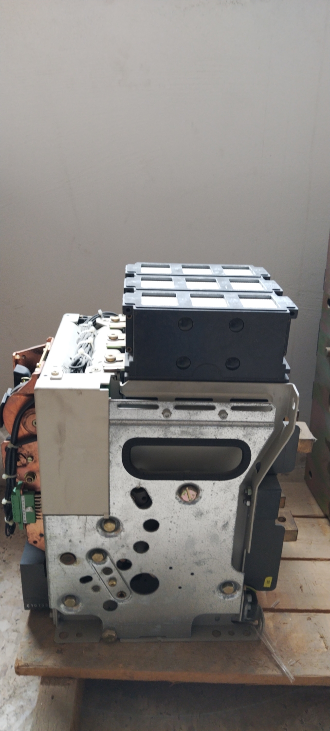 ME1007S1/III AEG ME07 1000A 3-pole 50kA Air Circuit Breaker (ONLY FOR ...