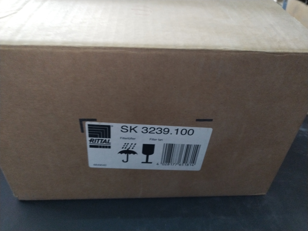 SK3239.100 RITTAL SK Fan-and-filter unit TopTherm, 100/115 m³/h, 230 V, 1~, 50/60 Hz, WHD: 204 x ...