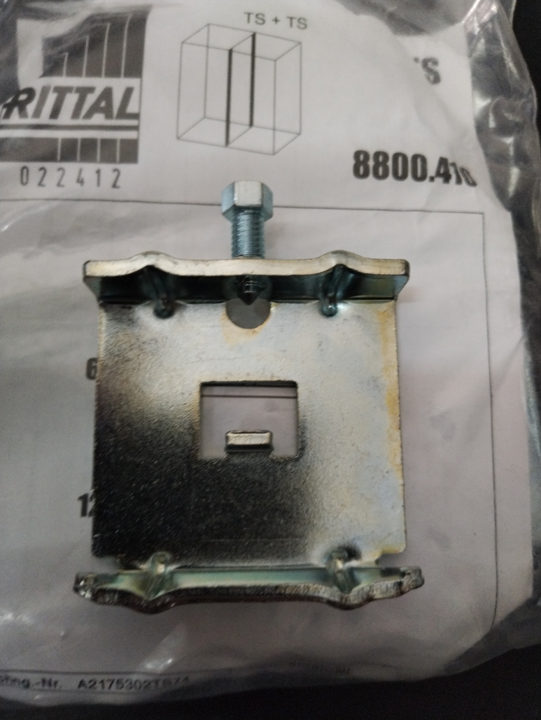 TS8800.410 RITTAL 1pc Baying Clamp Vertical for TS/TS - Panels and ...