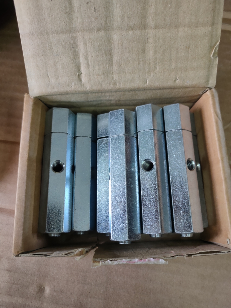 SO2819 RITTAL Fastening bolts for TS base/plinth, base/plinth, complete ...