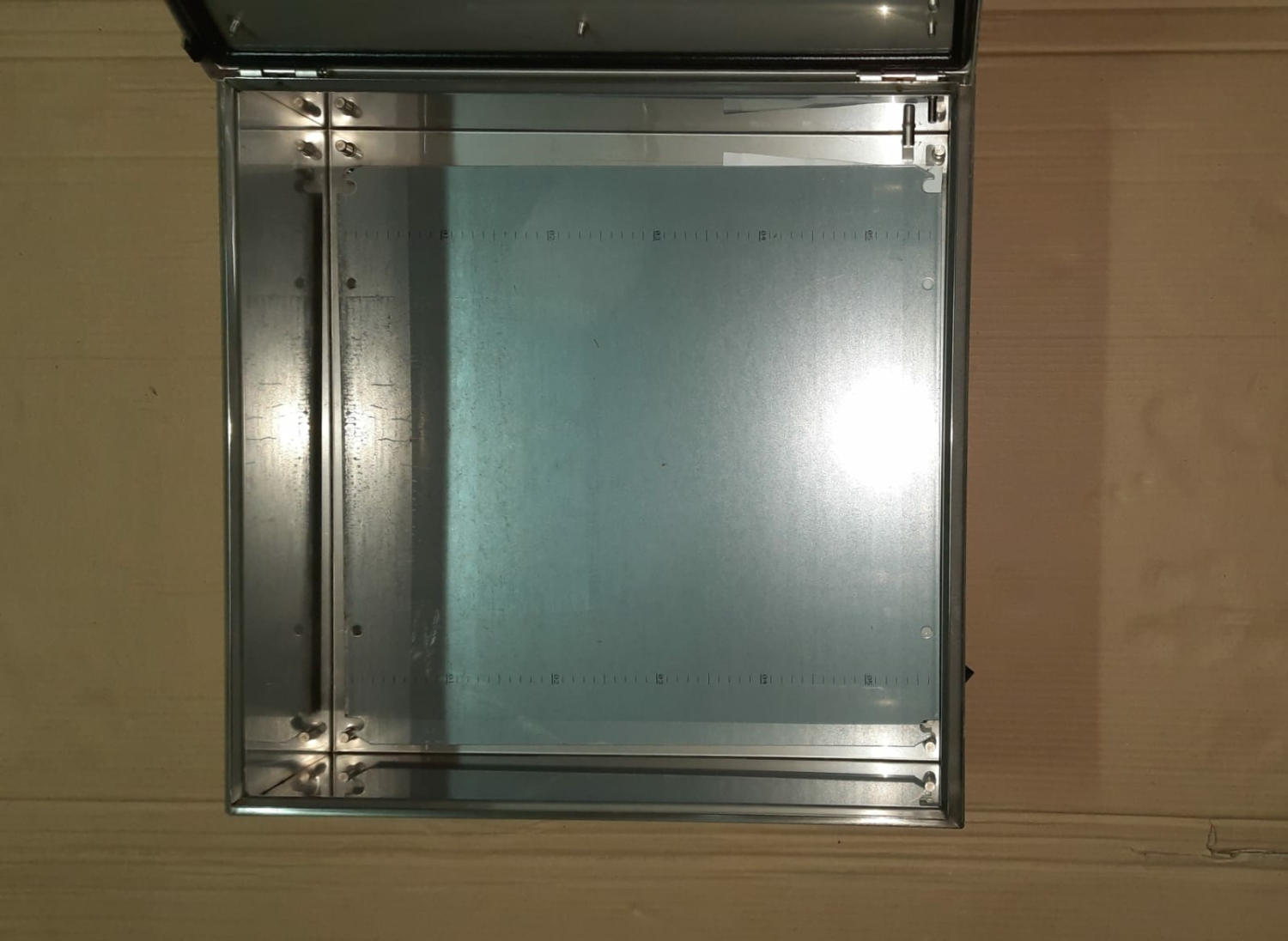KE9405.600 Ex enclosures Stainless steel, empty enclosure with hinged ...