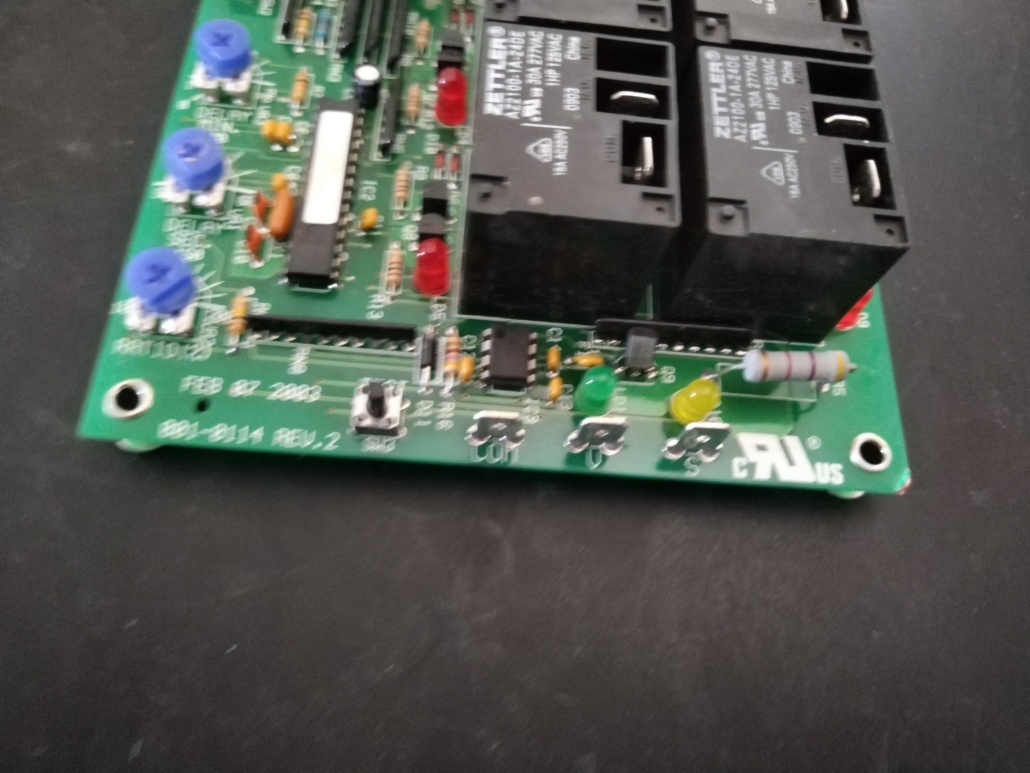 VICONICS R851V Step Controller with Integrated Vernier Stage - Panels ...