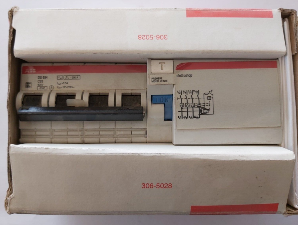 ABB DS654 C63 0.5A RCBO 63A 500mA Residual Current Circuit Breaker ...