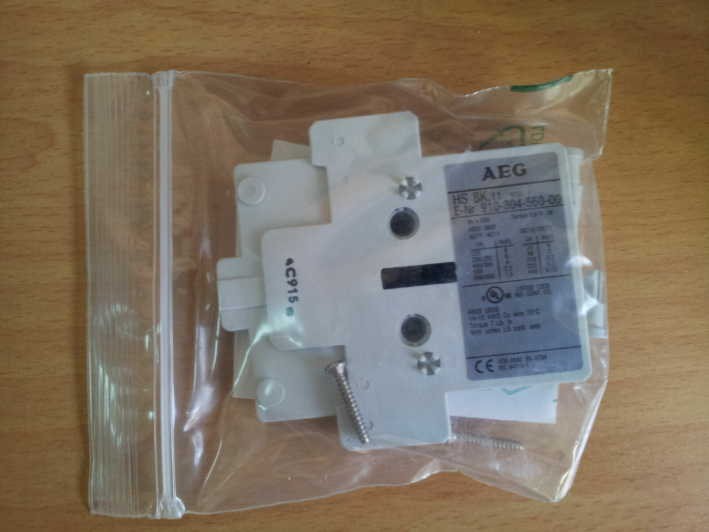 5pcs HS8K.11 AEG Auxiliary Contact 1NO 1NC SIDE MOUNTED 910-304-560-00 - Panels and Parts Shopping