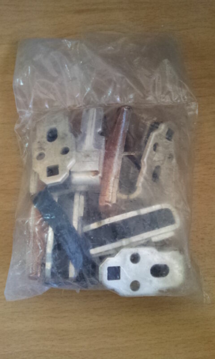 LS247 AEG Main Contact Set 3 Pole for Contactor 910-392-265 - Panels ...