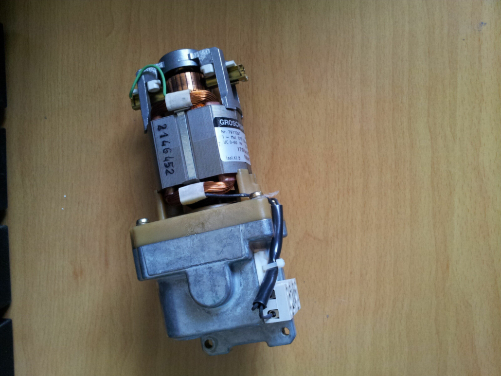AEG Air Circuit Breaker ME07 Charging Motor 230VAC Groschopp - Panels ...
