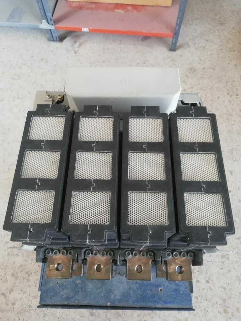 ME 1007 S1/IV AEG ME07 Air Circuit Breaker 1000A 4 Pole 50kA - Panels ...