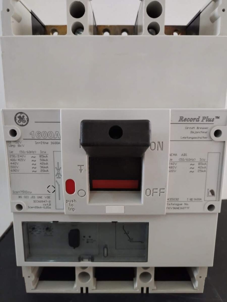 FKV36NE160TTF GE Record Plus Circuit Breaker FK1600 1600A 3P 50kA ...