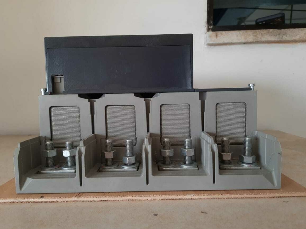 Schneider NS800H with Motor Operator (200-250 AC/DC) 4 Pole 70kA ...