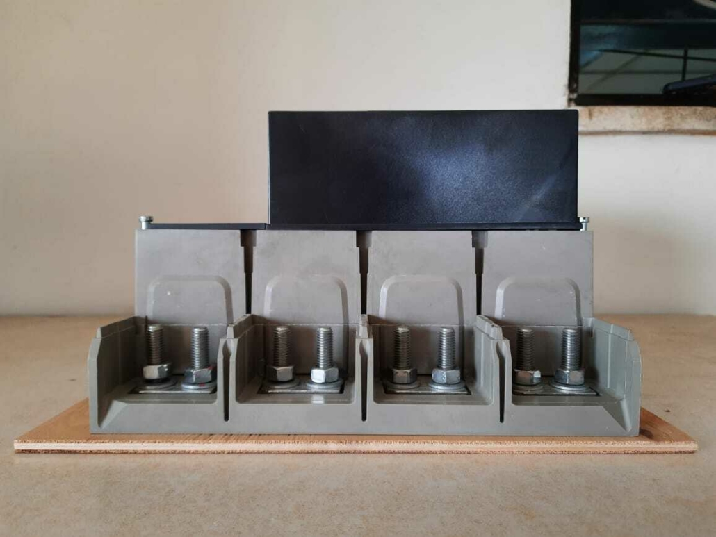 Schneider NS800H with Motor Operator (200-250 AC/DC) 4 Pole 70kA ...