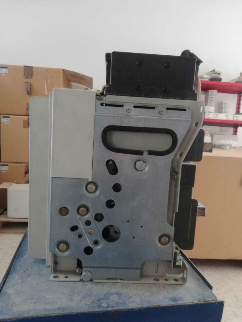 ME 1607 S1/III AEG ME07 Air Circuit Breaker 1600A 3 Pole 55kA - Panels ...