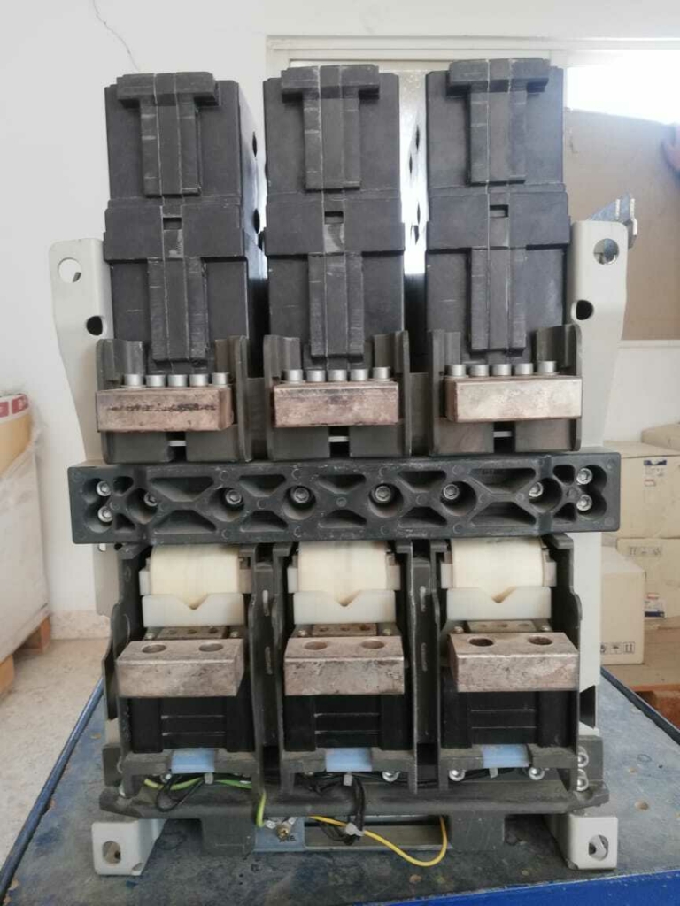 ME 1607 S1/III AEG ME07 Air Circuit Breaker 1600A 3 Pole 55kA - Panels and Parts Shopping