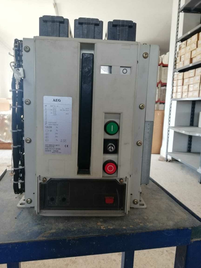 ME 1607 S1/III AEG ME07 Air Circuit Breaker 1600A 3 Pole 55kA - Panels ...
